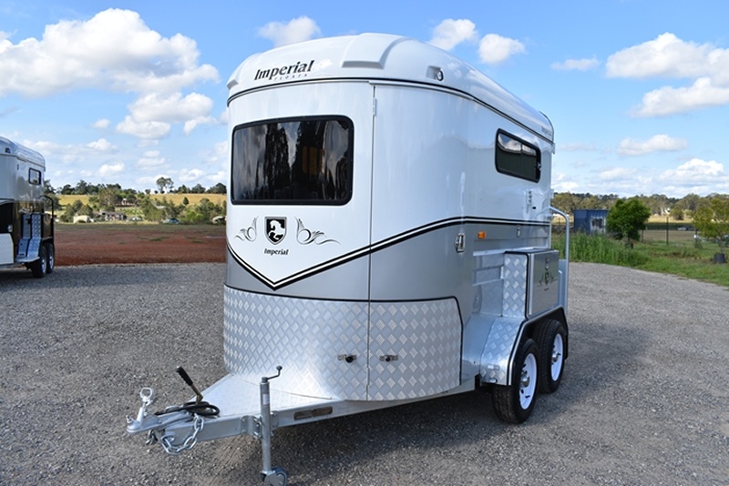 2HSL WARMBLOOD - Imperial Horse Floats