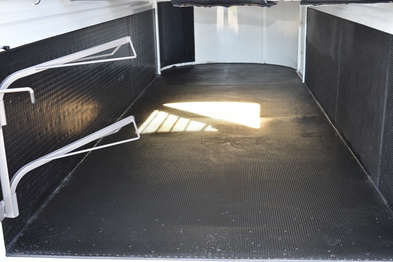 4HAL CLASSIC - Imperial Horse Floats