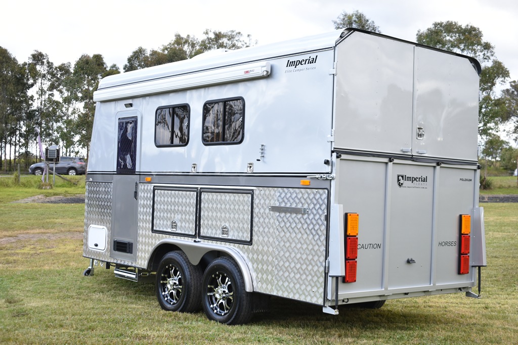 2HAL DELUXE ELITE CAMPER - Imperial Horse Floats